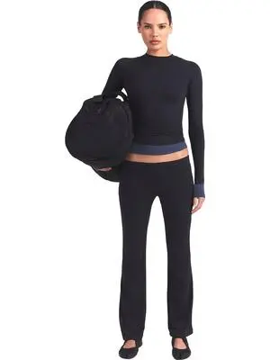 SKIMS Low Rise Mini Flare Pants - Obsidian