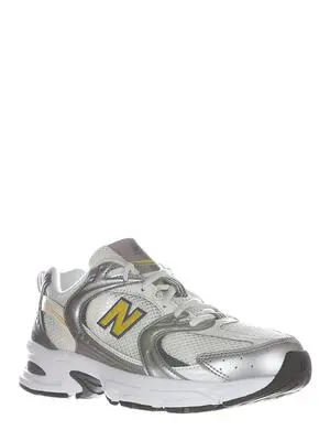 NEW BALANCE 530 Sneakers