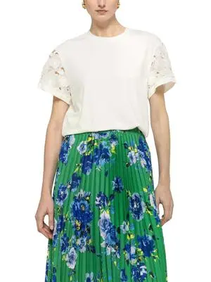 NISSA Embroidered T-shirt - White