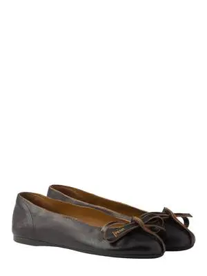 Prada Antiqued Leather Ballerinas Black/tan