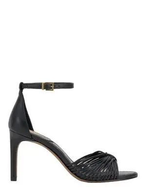 VINCE CAMUTO Blaine Sandal