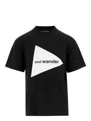 AND WANDER Logo-detail T-shirt - Black