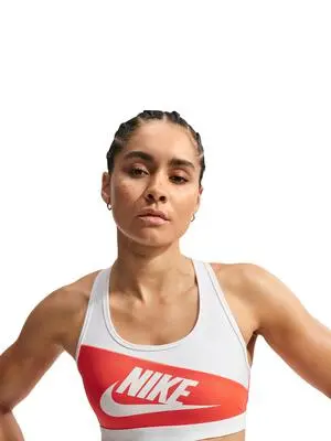 Nike Swoosh Medium-support Padded Sports Bra - Red