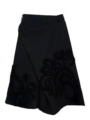 TAAKK Embroidered Wrap Shorts - Black