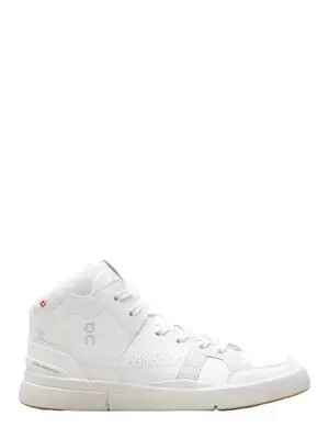 On The Roger Clubhouse Sneakers - White