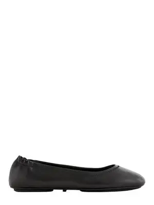 Quince Italian Leather On-the-go Ballet Flats - Black