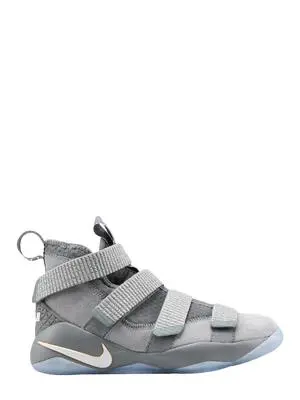 Nike Lebron Soldier 11 Gs Sneakers - Grey