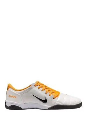 Nike Total 90 Sneakers - White