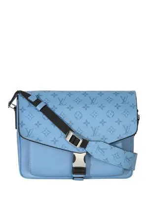 LOUIS VUITTON Taigarama Messengerama Blue