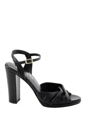 ELIZEE Simone Platform Sandal - Black