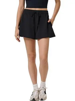 Travis Mathew Breezeblend Challenger Shorts - Black