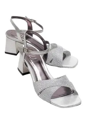 PROLOGUE SHOES Milagro Block Heel Sandal - Silver