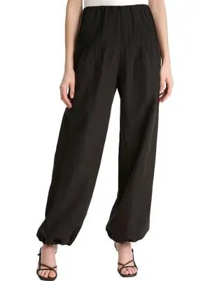 Vince Pintuck Detail Balloon Pants - Black
