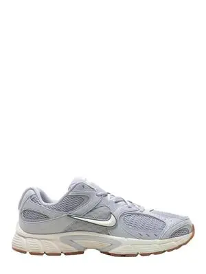 Nike V5 Rnr Low-top Sneakers - Grey