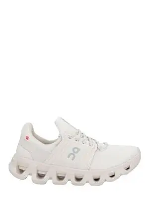On Low-top Sneakers With Lace-up Closure - Off White