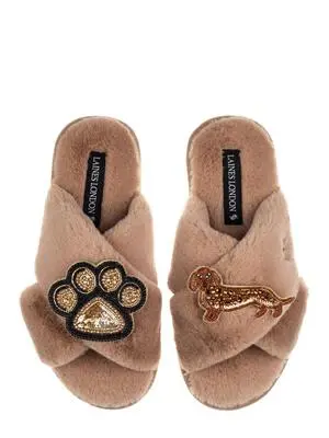 LAINES LONDON Classic Slippers With Paw & Dachshund Brooches - Brown