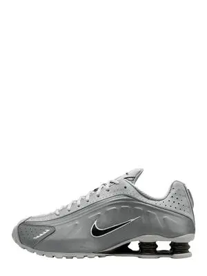 Nike Shox R4 Sneakers - Grey