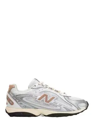 NEW BALANCE 204l Panelled Sneakers - White