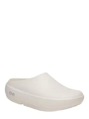 OOFOS Ooclog Clog - Chalk