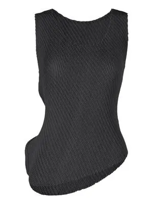 Issey Miyake Pleated Asymmetric Top - Black