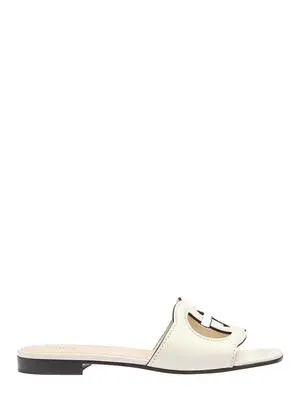 Gucci Leather Flat Sandals With Interlocking G Logo - White