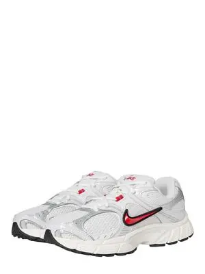 Nike V5 Rnr Athletic Sneakers - Red