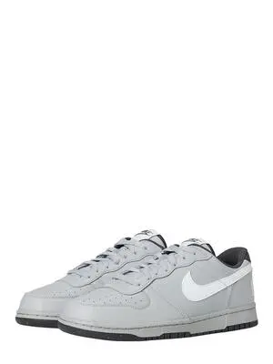 Nike Low Top Sneakers - Gray