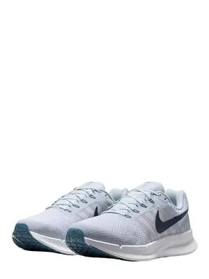 Nike Run Swift 3 Athletic Shoes - Gray