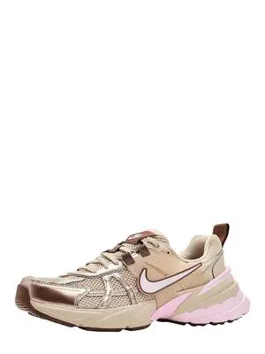 Nike Nike V2K Run Sneakers Beige