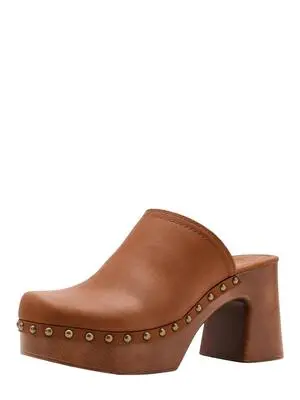 FRYE AND CO. Frye And Co. Wylie Clogs With Stud Detailing