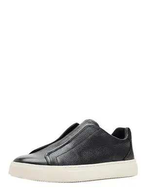 Vince Lakewood Slip-on Sneakers - Black