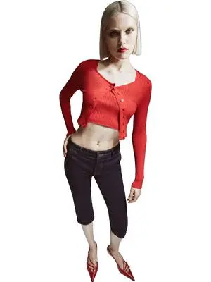 Bardot Sarita Knit Top Fitted Cropped Long Sleeve Button-front - Deep Red