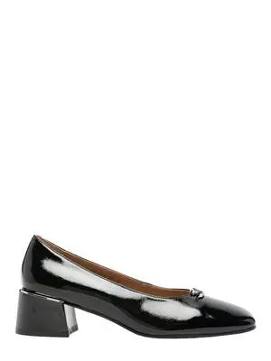 LINDA BAUMANN Patent Leather Logo Plaque Pumps - Black