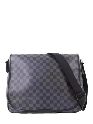 LOUIS VUITTON Damier Graphite Daniel Gm Shoulder Bag - Black