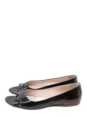 Miu Miu Patent Leather Crossover Strap Open Toe Flats - Black