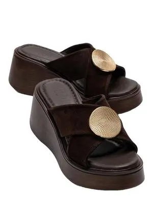 FOREVER & ALWAYS SHOES Forever & Always Shoes Leather Cross Strap Platform Sandal