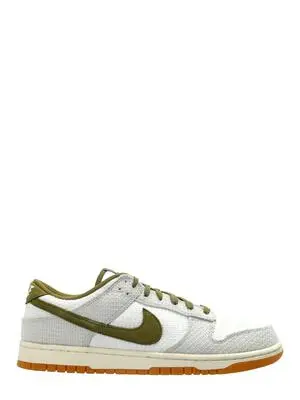 Nike Dunk Low Retro Sneakers - White