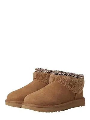 UGG Classic Ultra Mini Maxi Curly Boots - Brown