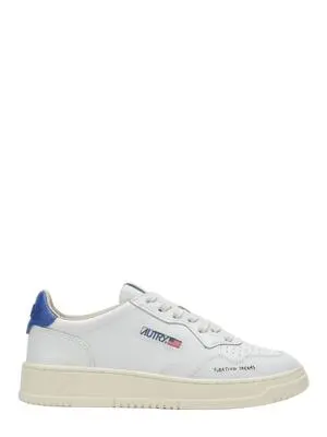AUTRY Medalist Low Sneakers In And Space Blue - White