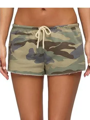 EDIKTED Lynette Camouflage Shorts - Olive