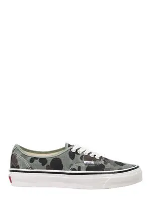 VANS Authentic Camouflage Print Lace-up Sneakers - Duck Camo Green
