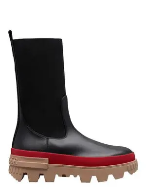 Moncler Logo Leather Chelsea Boots - Black