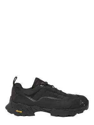 ROA Quilted Round-toe Low-top Sneakers - Black