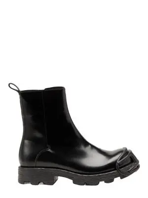 DIESEL® D-hammer Round-toe Ankle Boots With Metal Logo Detail - Black