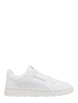 Valentino Garavani Rockstud Round Toe Lace-up Sneakers - White