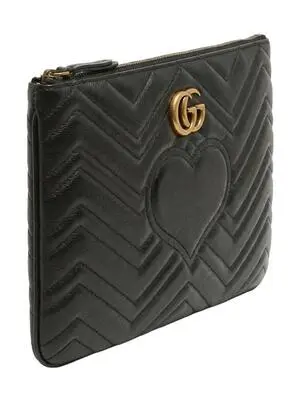 Gucci Gg Marmont Clutch With Heart Applique - Black