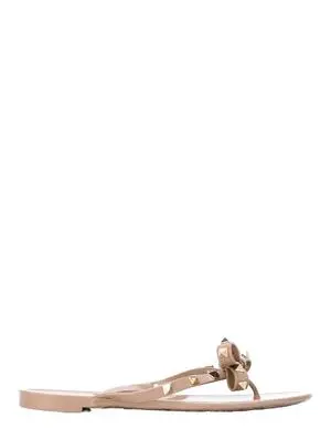Valentino Garavani Rockstud Embellished Bow Detailed Flat Sandals - Nude Pink