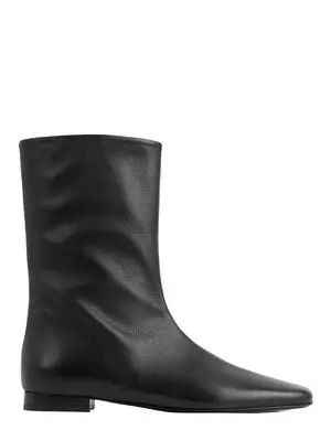 TOTEME Pointed Toe Ankle Boots With Side Zip - Black