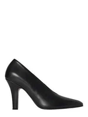 THE ROW The Row Prudens Pumps