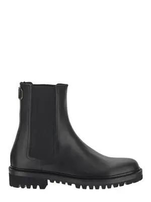 Valentino Garavani Vlogo Plaque Round Toe Chelsea Boots - Black